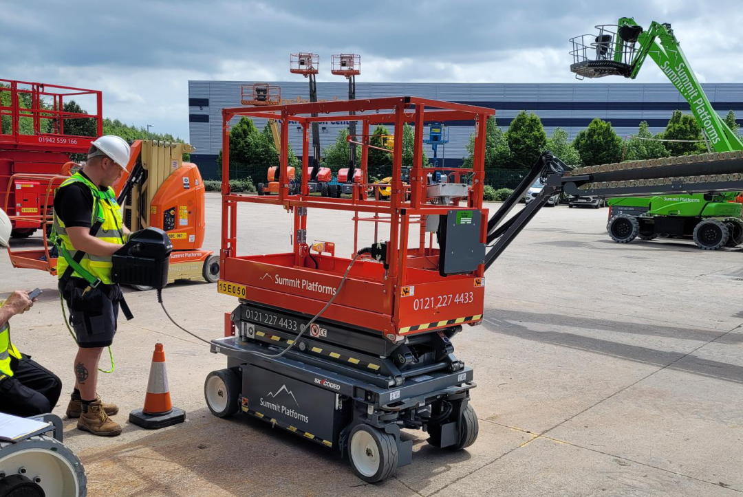 Summit Platforms - Scissor Lift Hire